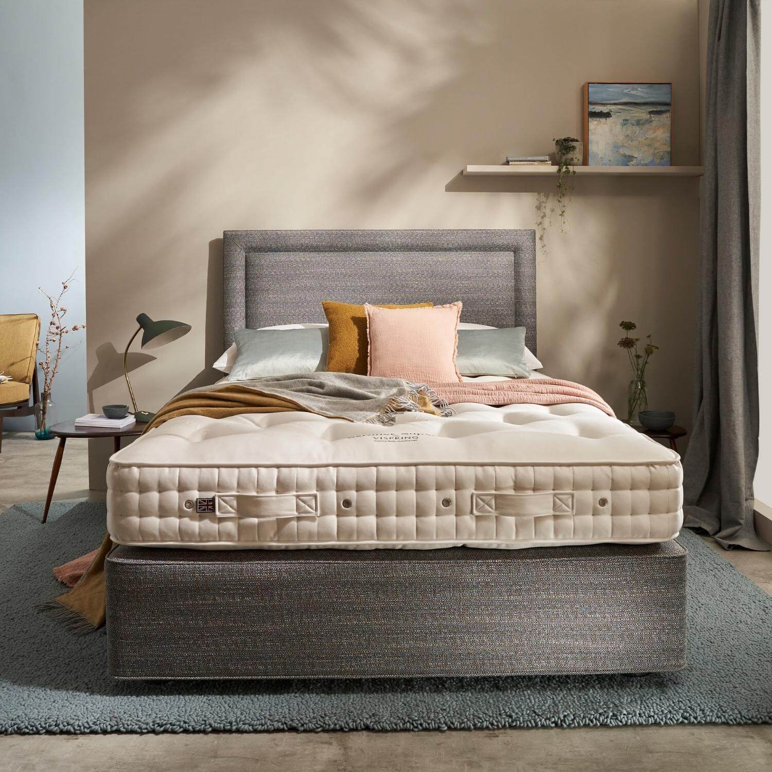 Vorschau: VISPRING Boxspringbett "Baronet Superb" mit Kopfteil "Helios"